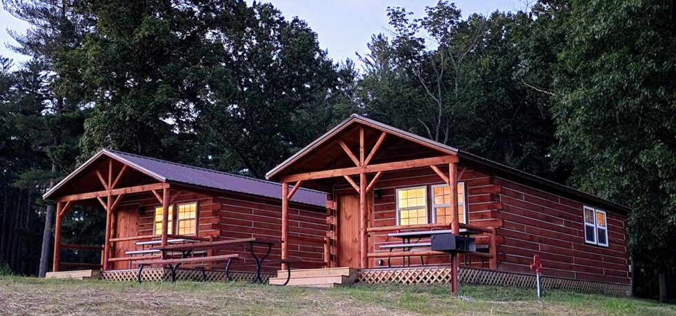 Cabins - Sycamore Springs Park